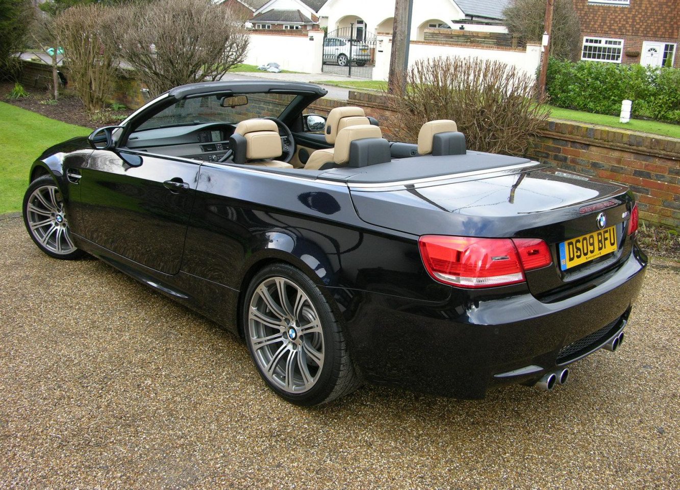 BMW M3 technical specifications and fuel economy